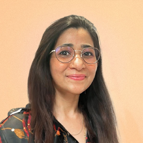 Expert Female Gynaecologist in London -Ms Mansi Tiwari - LPC